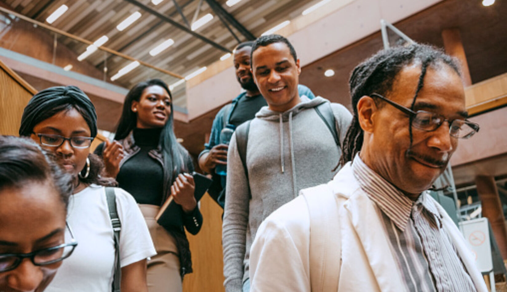 Experience Connecting OneHines: Build, Belong, Thrive - Hines