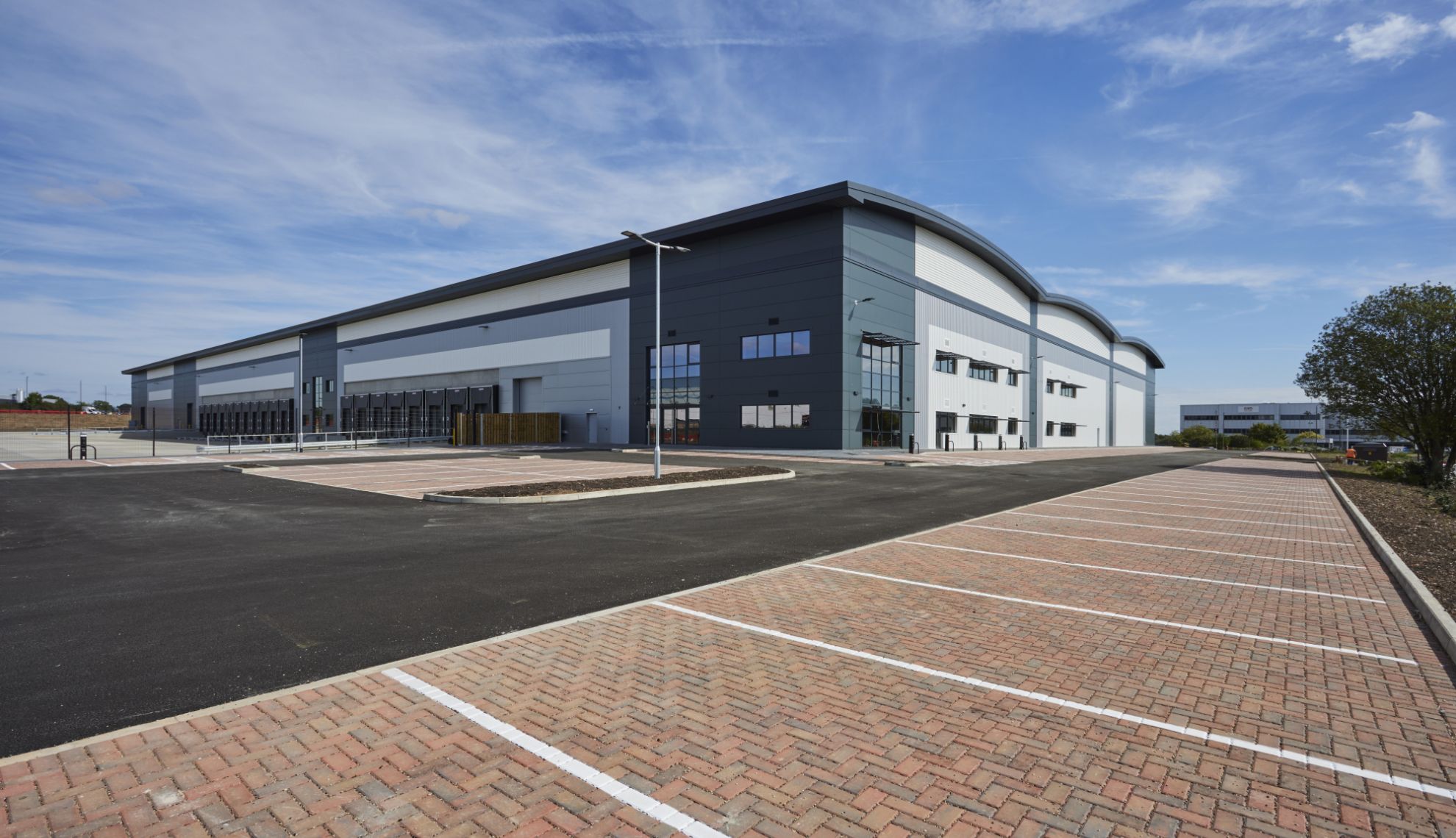 Hines and Clowes Expand Venture to Develop 1.15 Million… - Hines