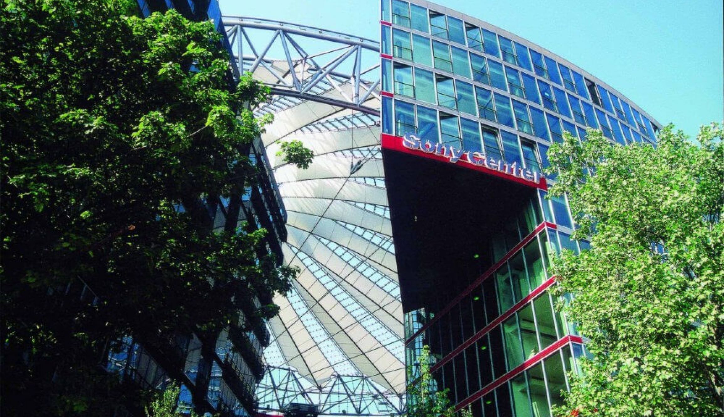 Case Study: Sony Center - Hines