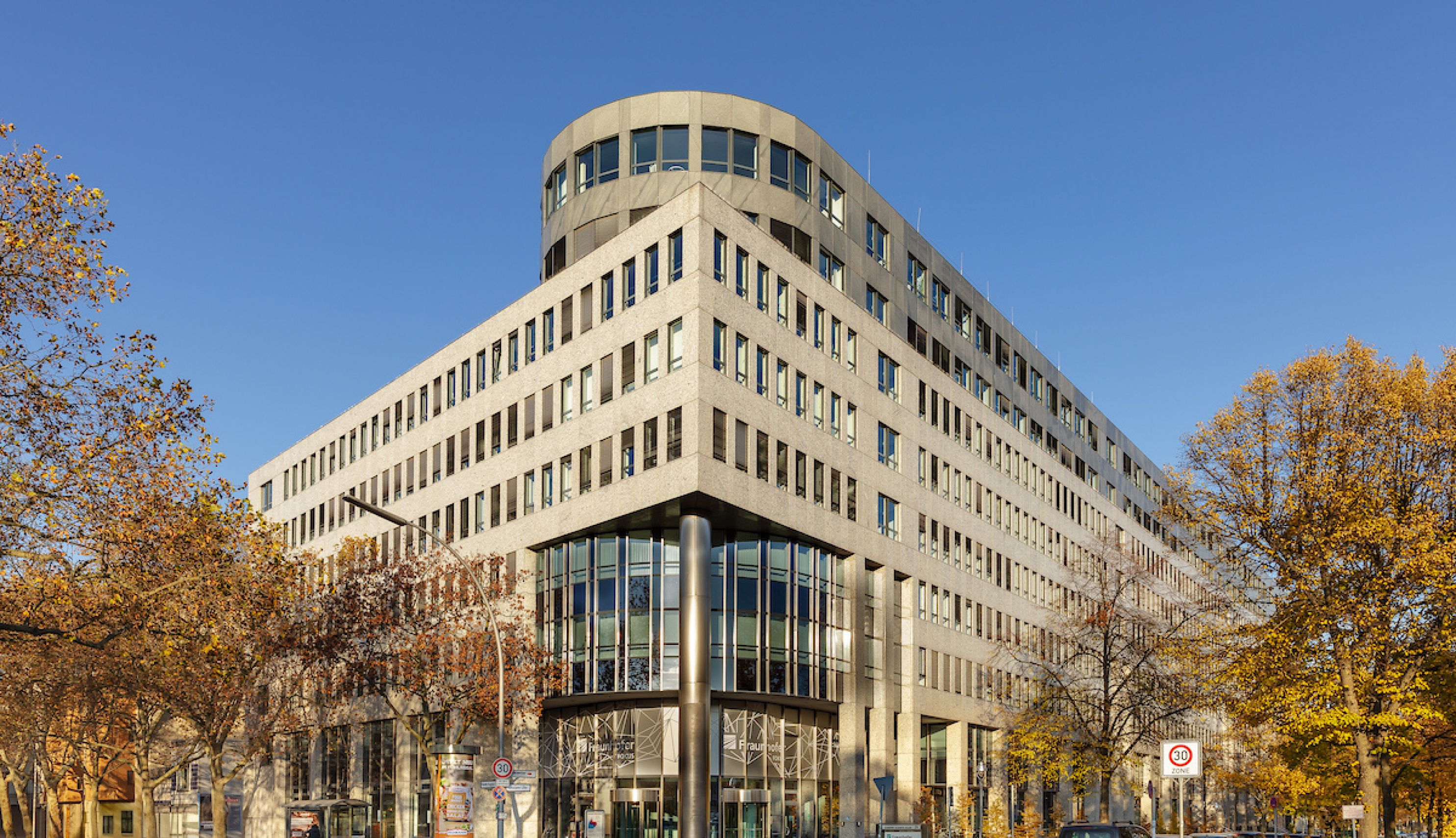 Hines and Fraunhofer Institute Close Long-Term Green Lease… - Hines