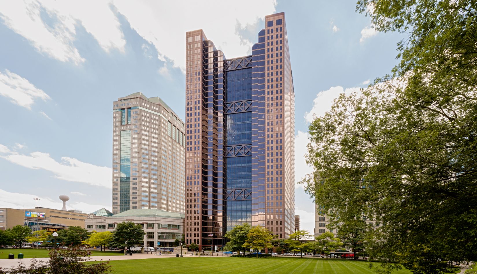 Case Study: Huntington Center - Hines